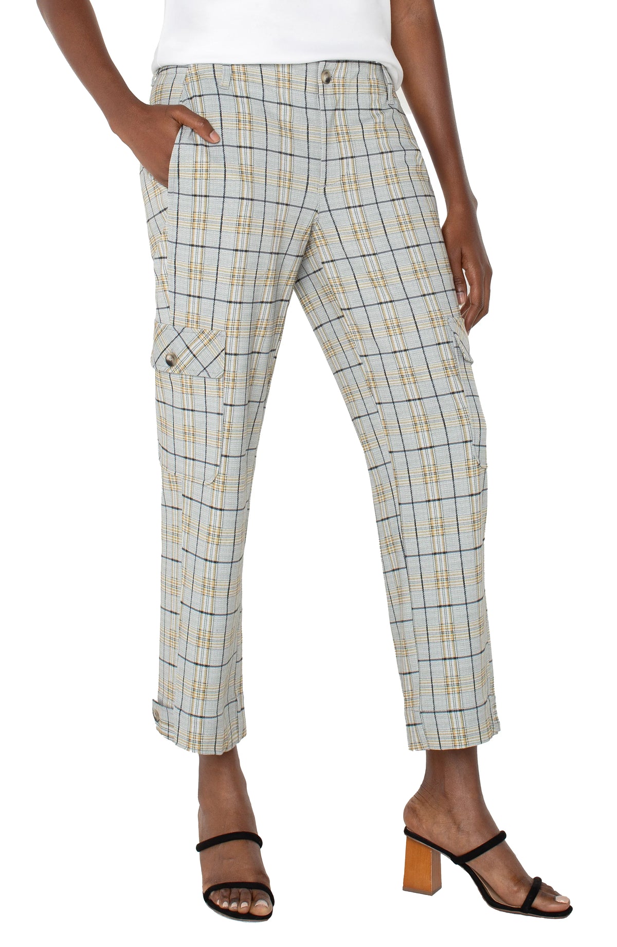 Utility Crop W Tab Hem & Cargo Pockets 26" in — The Dashery